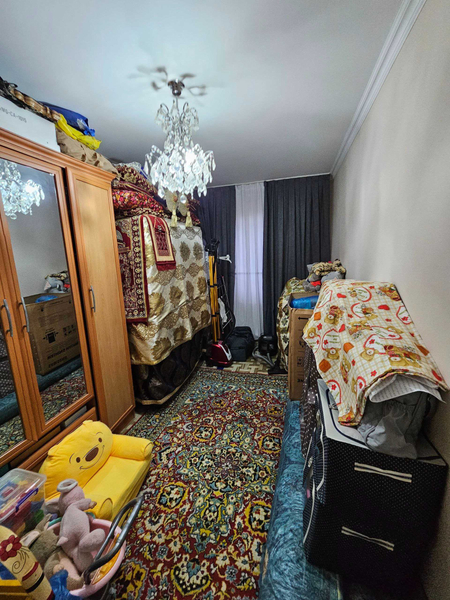 4 xonali 85m² 5-qavat uy sotiladi.