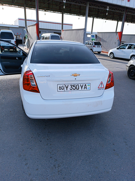 gentra zavod gaz 4 pokokena abs yoʻq mehanika