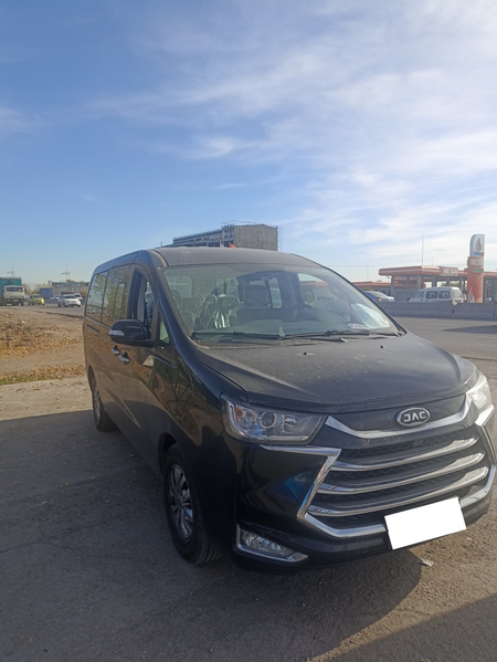 JAC M4 rifene miniven 9kishilik B kategoriya prava bilan xaydash mumki