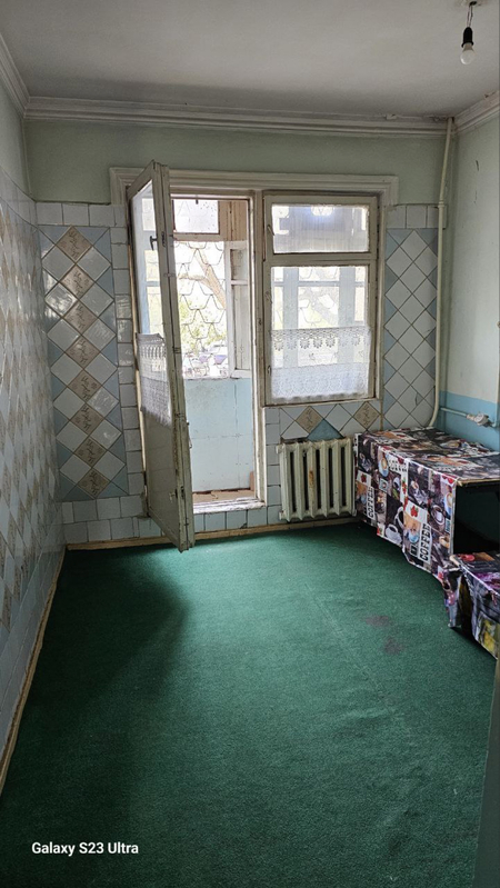 Аренда чорсу 2 хона , 2 этаж