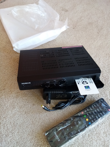 Официальный Тюнер и карта  НТВ+ HUMAX  VAHD-3100S