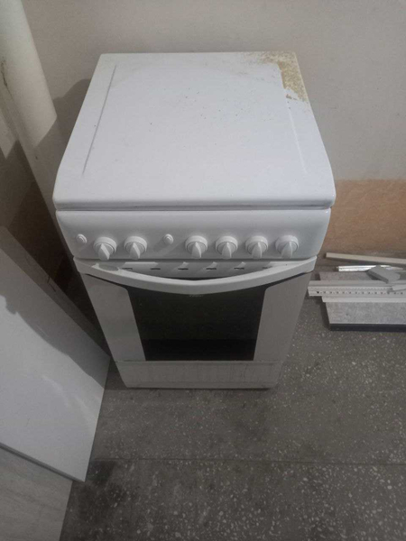 Газовая плита INDESIT