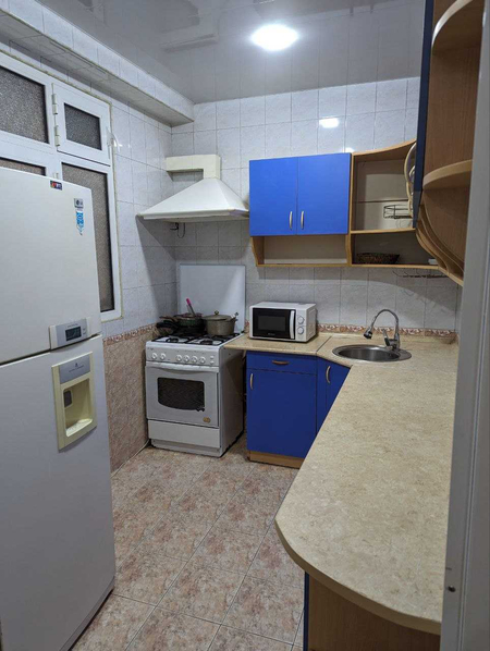 Продам 4х комнатную вдоль дороги Госпитальный