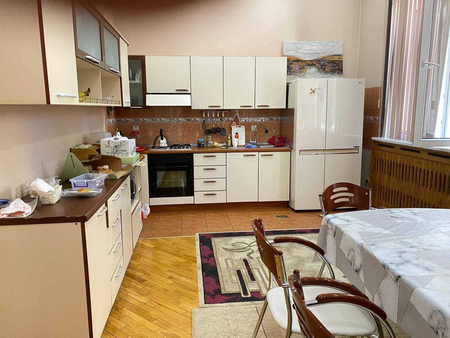 Продам Евродом Ул Ракатбоши 5,5 сот возле Джуманжи ресторан