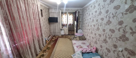 .Продам 1х2комнатную балкон 2х6метр 42м2 чистый ремонт 26квартал Чилон