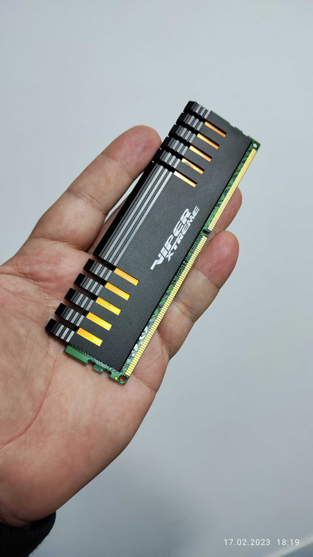ddr 3 2133 mhz 2х4=8 gb сотилади