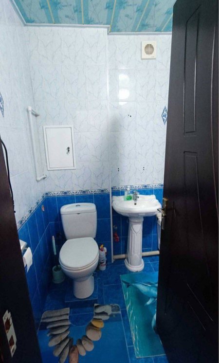 Продается Шота Руставели 2в3/3/4 кирпич 51м2 не торец балкон 2х6