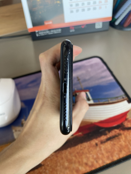 Srochna!!! Iphone xr joyi 128 hama joyi ishlid chotki