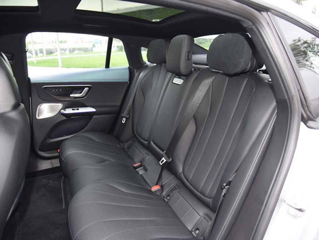 Mercedes Benz EQE