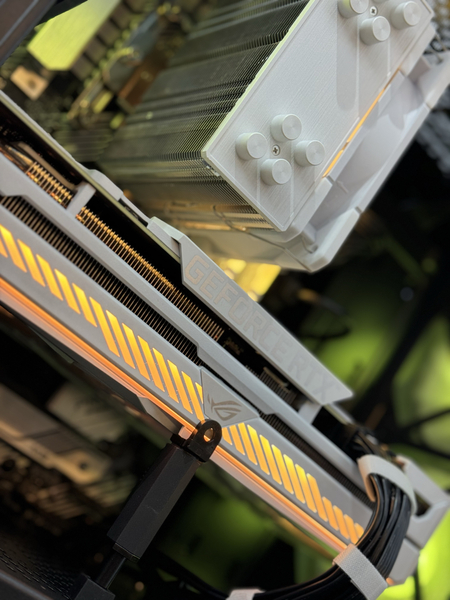 i5 13600K, Z790 MSI DDR4, RTX 3070, 64GB Xpg, 500GB m2, 700W, Lian li