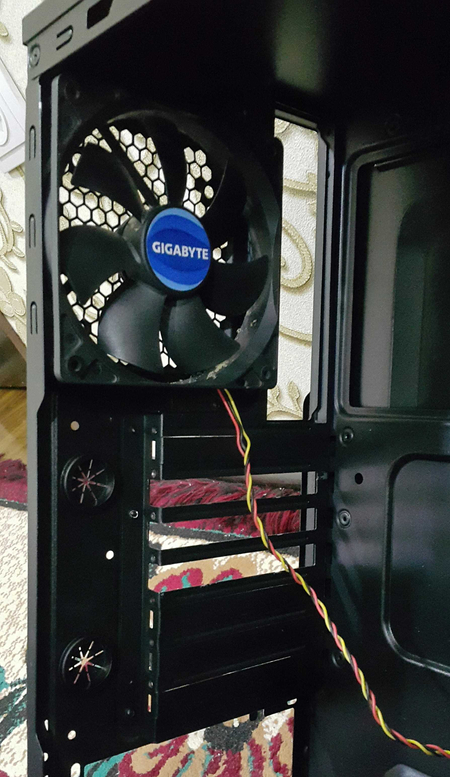 корпус GigaByte GZ-ZIF238R