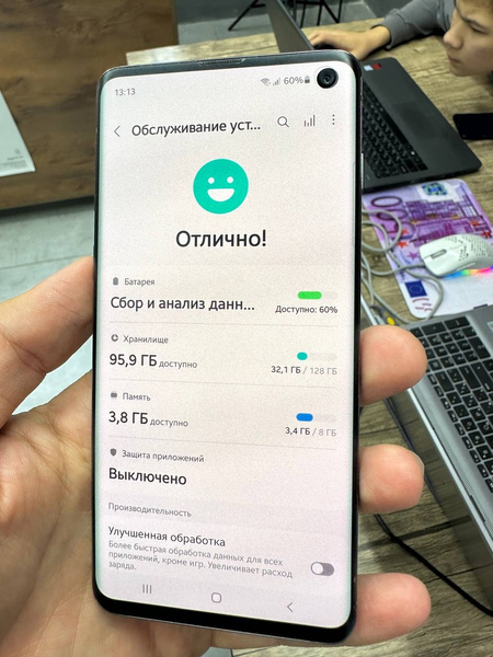 Samsung Galaxy S10 Vietnam