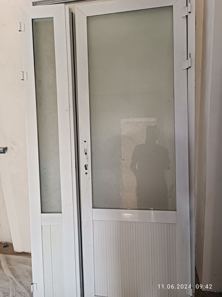 Акфа эшик сотилади, продам акфа двер