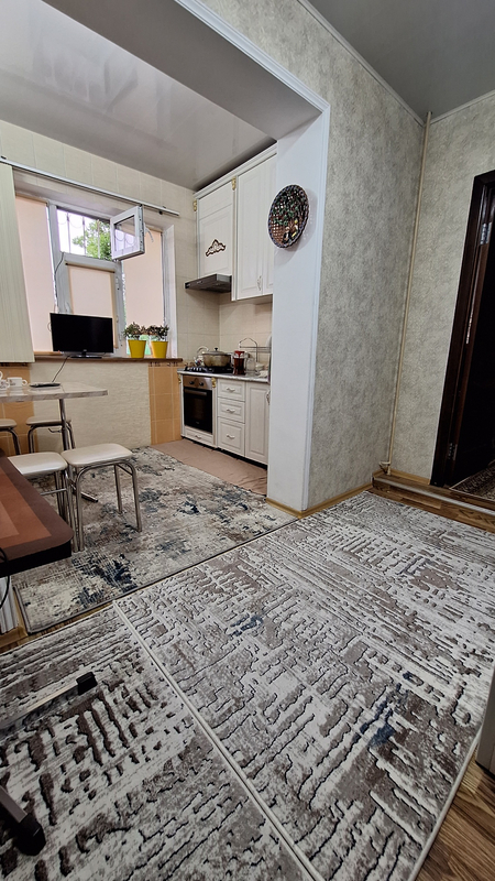 Продаётся на Карасу-1 3ком