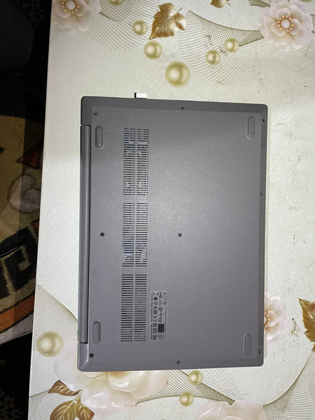 Lenovo IdeaPad 3