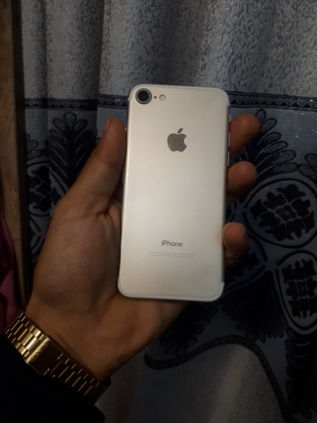 iPhone 7 32г iPhone 6 32г