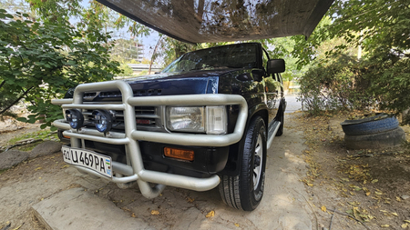 Nissan terrano внедорожник