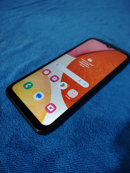 Samsung A14 sotiladi
