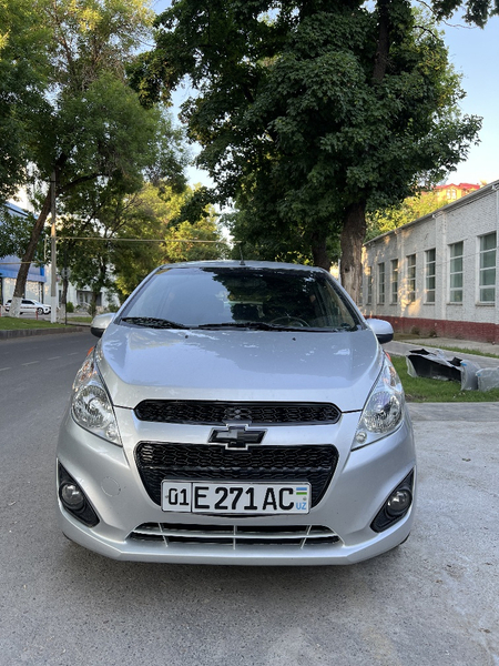 Chevrolet Spark sotiladi