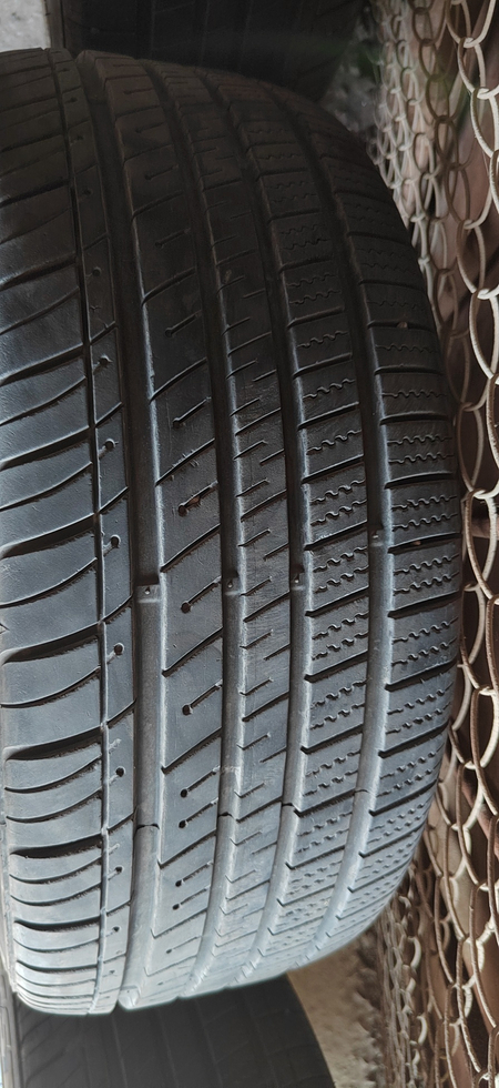 Продам резину kumho.