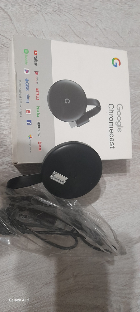 Google Chromecast приставка для телевизора б/у