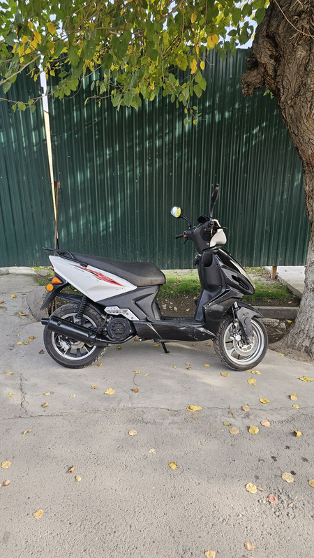 Skuter lifan sotiladi xolati yurishlari zor