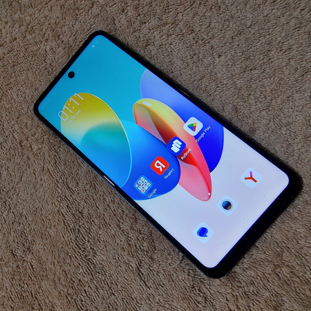 Tecno SPARK Sotiladi