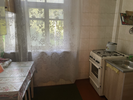 Срочна продается  1 комнотная квартира