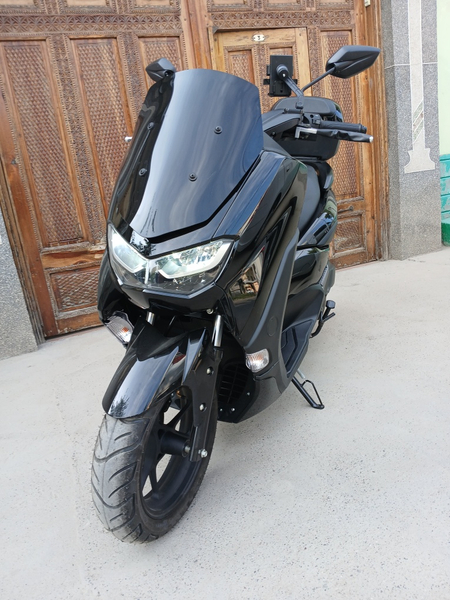 N max 170cc  benzinli skuter