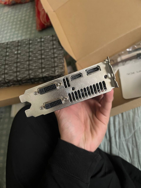 Видеокарта 650Ti