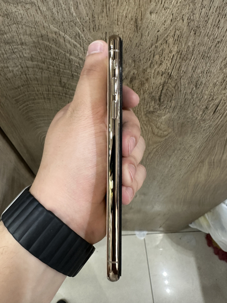 Iphone xs gold IDEAL