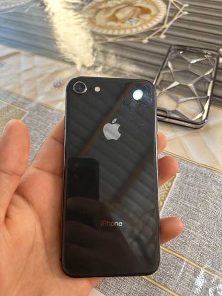 Iphone 8 64 gb holati yaxsh