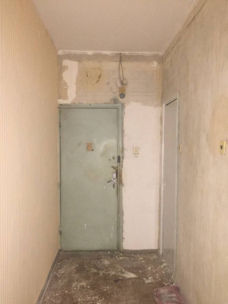 Срочно Продаётся 1 комнатная квартира балкон 2х6 Ахмад Югнакий