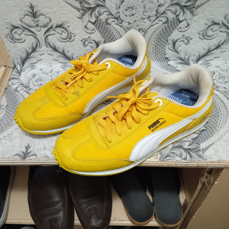Puma orginal  jenski oyoq kiyim.