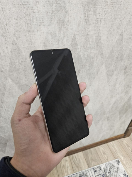 Poco f4 8/256 купил 8 месяцев назад