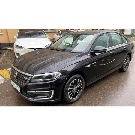 Продажа Volkswsgen E lavida  2019 года, пробег 43000 км