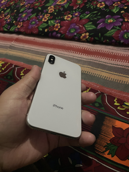 Ayfon x 256 gb 100 yomkos