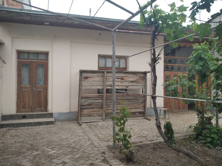 Продается двух этажный дом