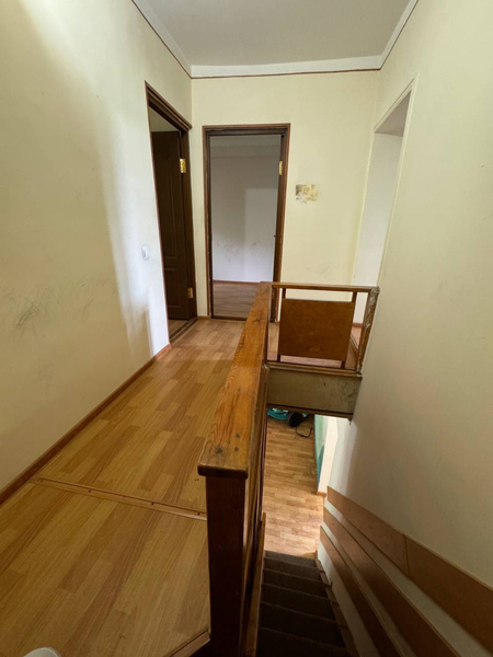 Срочно! 4х-комн/3этаж/ 9 этажка. 102м2. ор-р: РУВД, ул. Бобура.