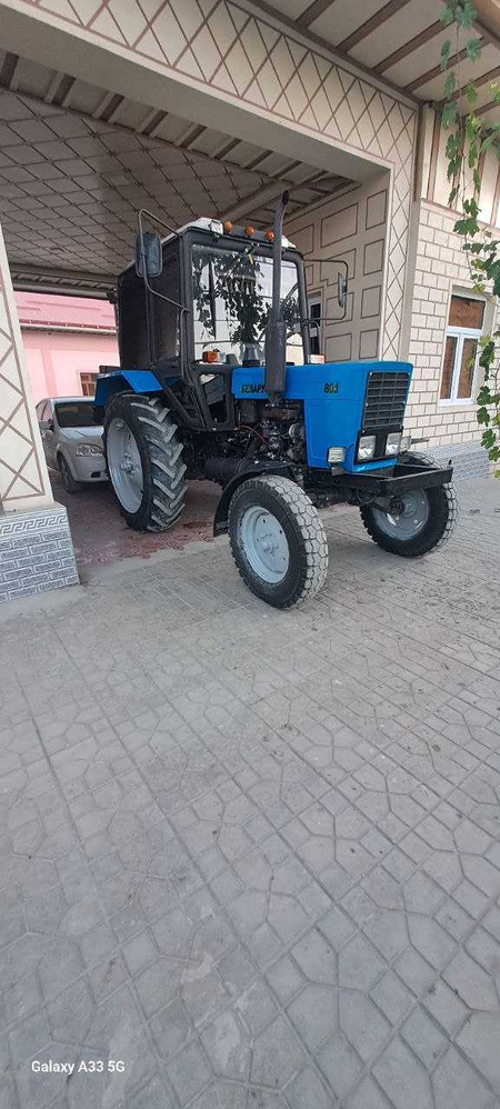 Traktor belarus 80.1