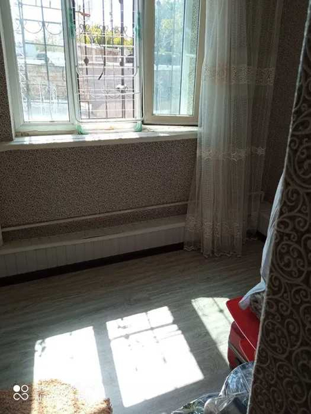 Продается квартира на улице Мукумий 1/5/5 \42 м2 Яккасарайский район