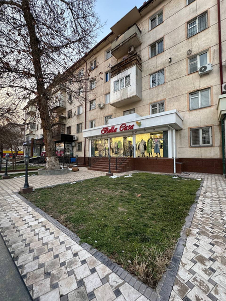 БИЙ / метро М.Горкий 68м2 Магазин / Бутик / Офис