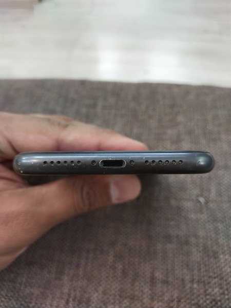 Iphone 11 128Gb Sotiladi