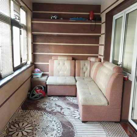 Продаётся Алмазарски р.н  Каракамиш 2/3/4  балкон 2*6 Парк Победы