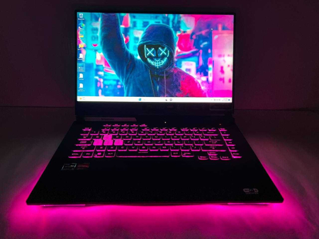 Asus Rog Strix GAMING LAPTOP RYZEN 9,  12GB video karta, 300 Ghz Ekran