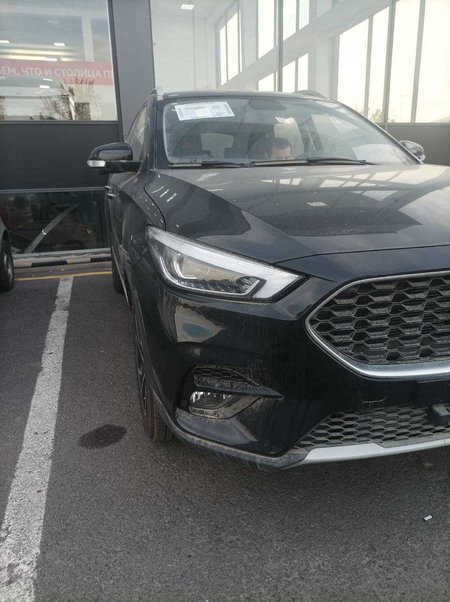 MG ZS  Naqt va Kridit