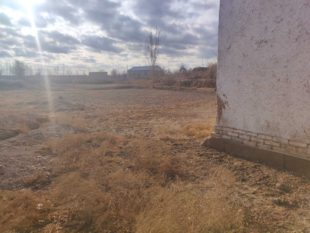 Урганч тумани анжирчи охирида 1200кв Уй жой орни сотилади ГАЗ СВЕТ СУВ