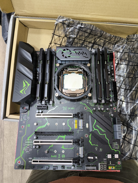 X99 E5 2698 v3 16/32 3,4 GHz 64 GB DDR4