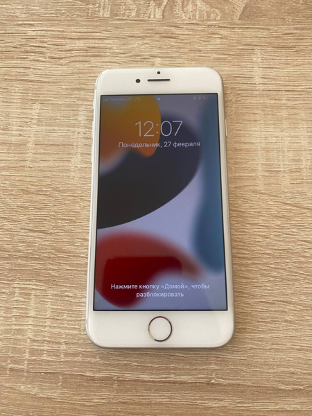 iPhone 7 32 gb white amerika