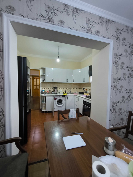 Продается квартира паркентский чизельный 4/3/4 улучшенка 90м²